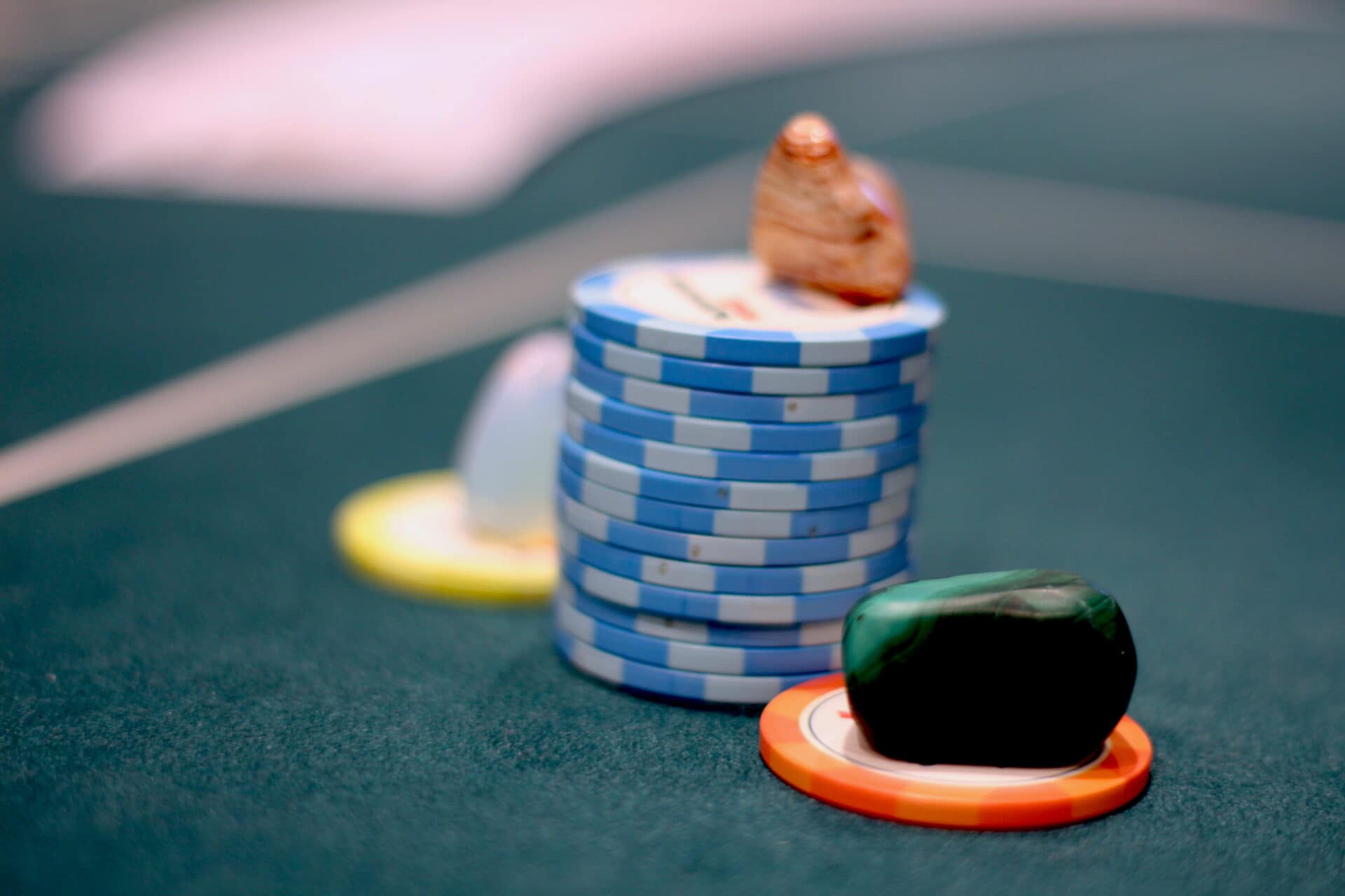 Chipleaders from Saturday's Main Event flights