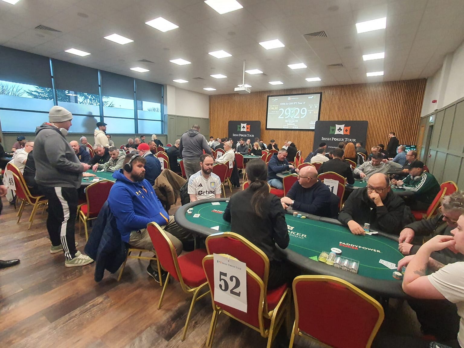Main Event flight 1F kicks off in the Tougher Suite